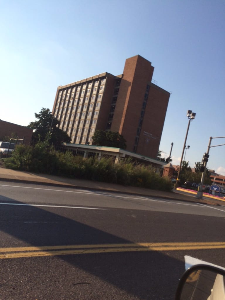 Photo Gallery - University and Student Housing - Crown Window